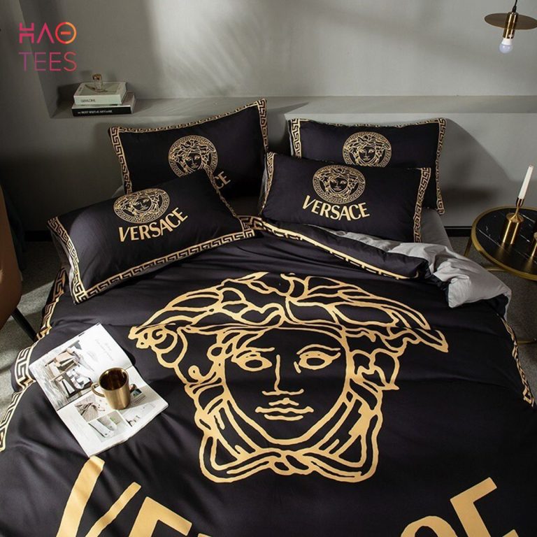 NEW Versace Luxury Limited Edition Gray Bedding Set